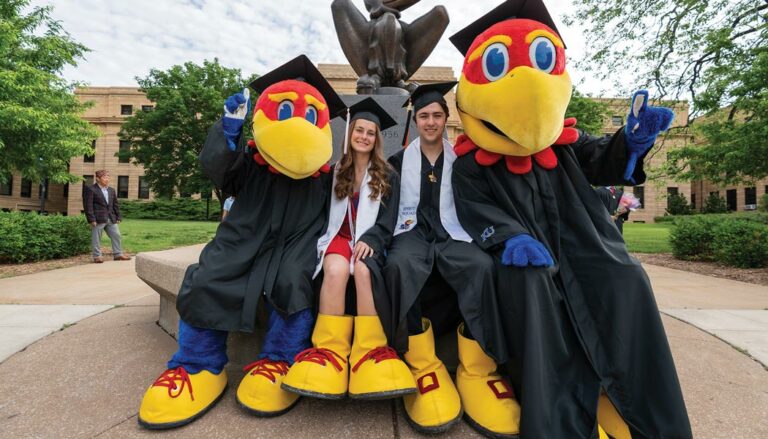 Home - Kansas Alumni Magazine