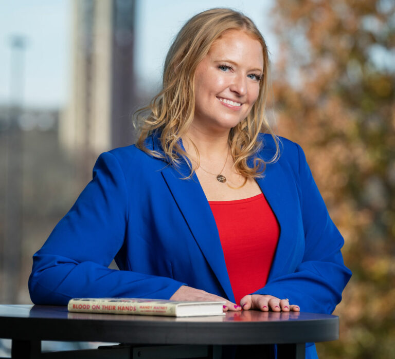 Murdaugh murders: Journalist Mandy Matney unravels mysteries - Kansas ...